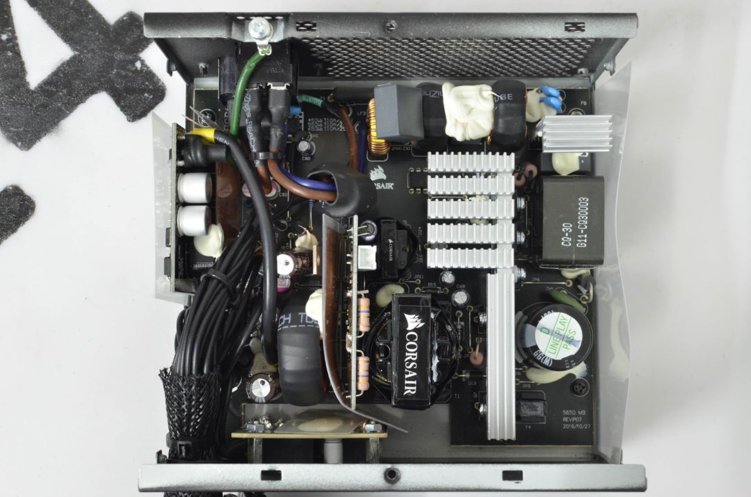 REVIEW - Corsair CX550m