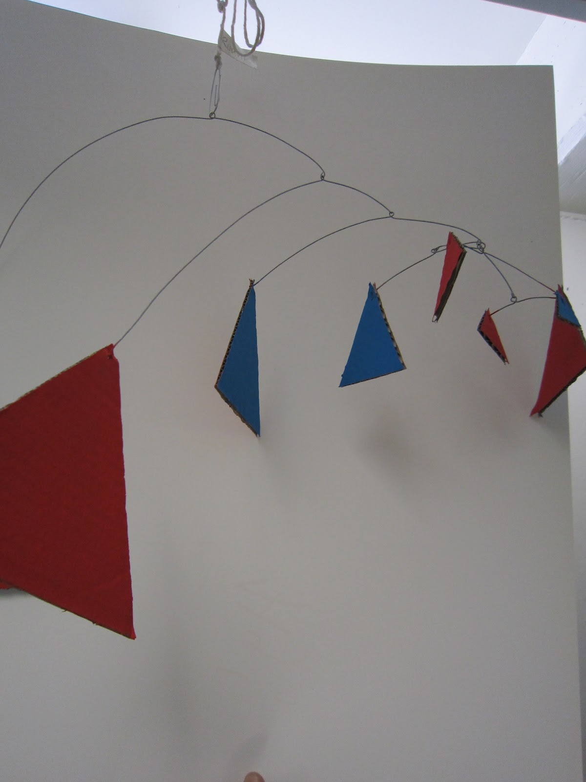 Mrs. Wille's Art Room: Alexander Calder inspired mobiles