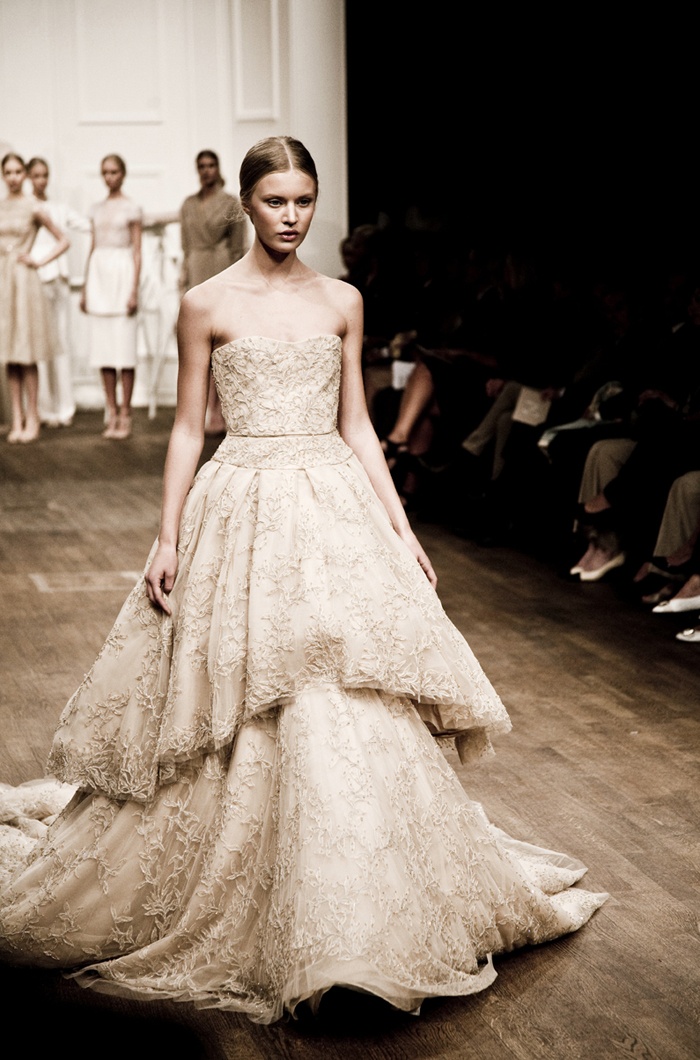 Beautiful cream bridal gown | Luvtolook | Virtual Styling