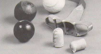 El raspall en la calle: MATERIALES, VESTIMENTA Y PROTECCIONES