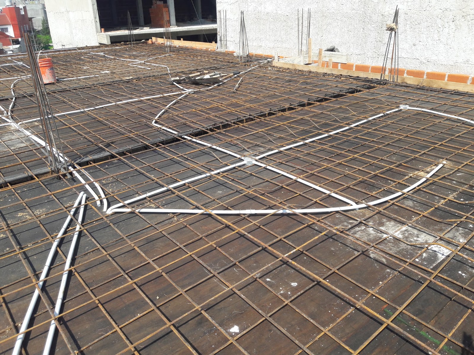 Instalaciones en techos de loza. - Garcia Instalaciones