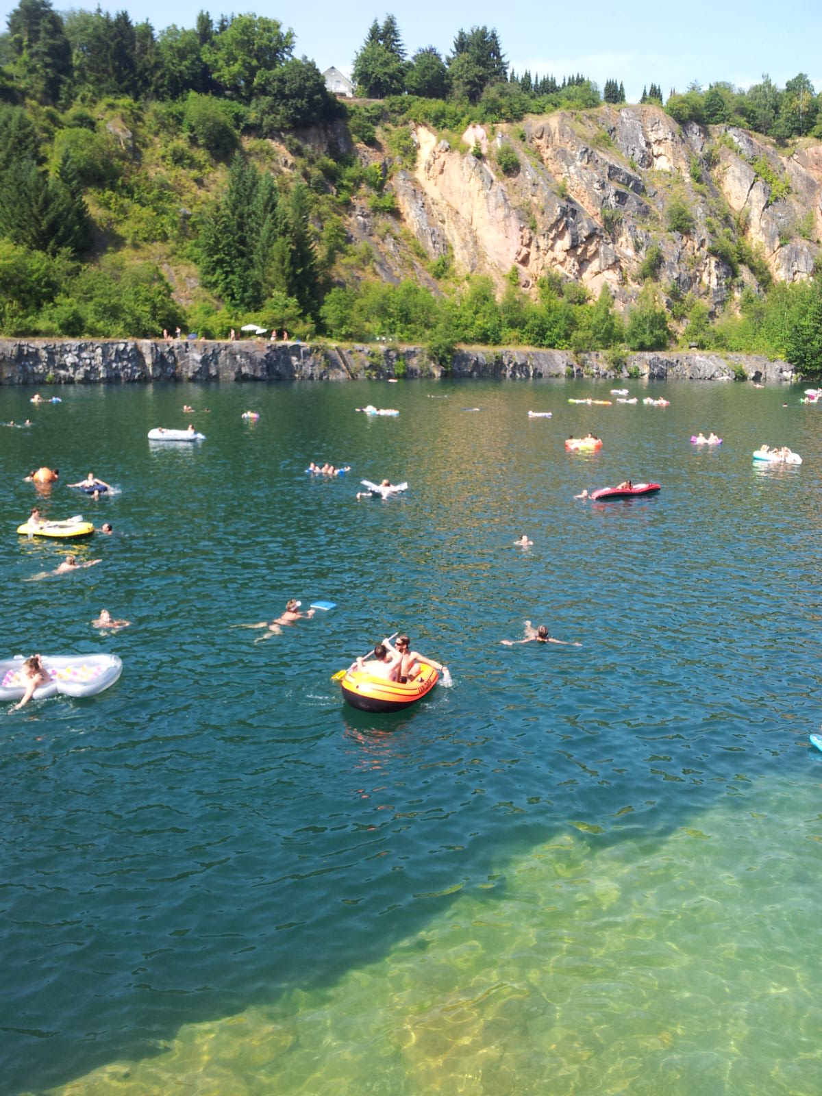 Little Box of Girls : Mein Tipp für den Sommer - Der Baggersee in Diez