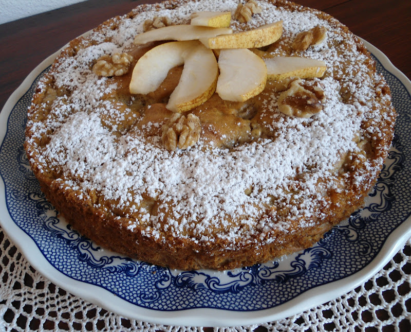 Receitas práticas de culinária: Bolo de pêras com nozes