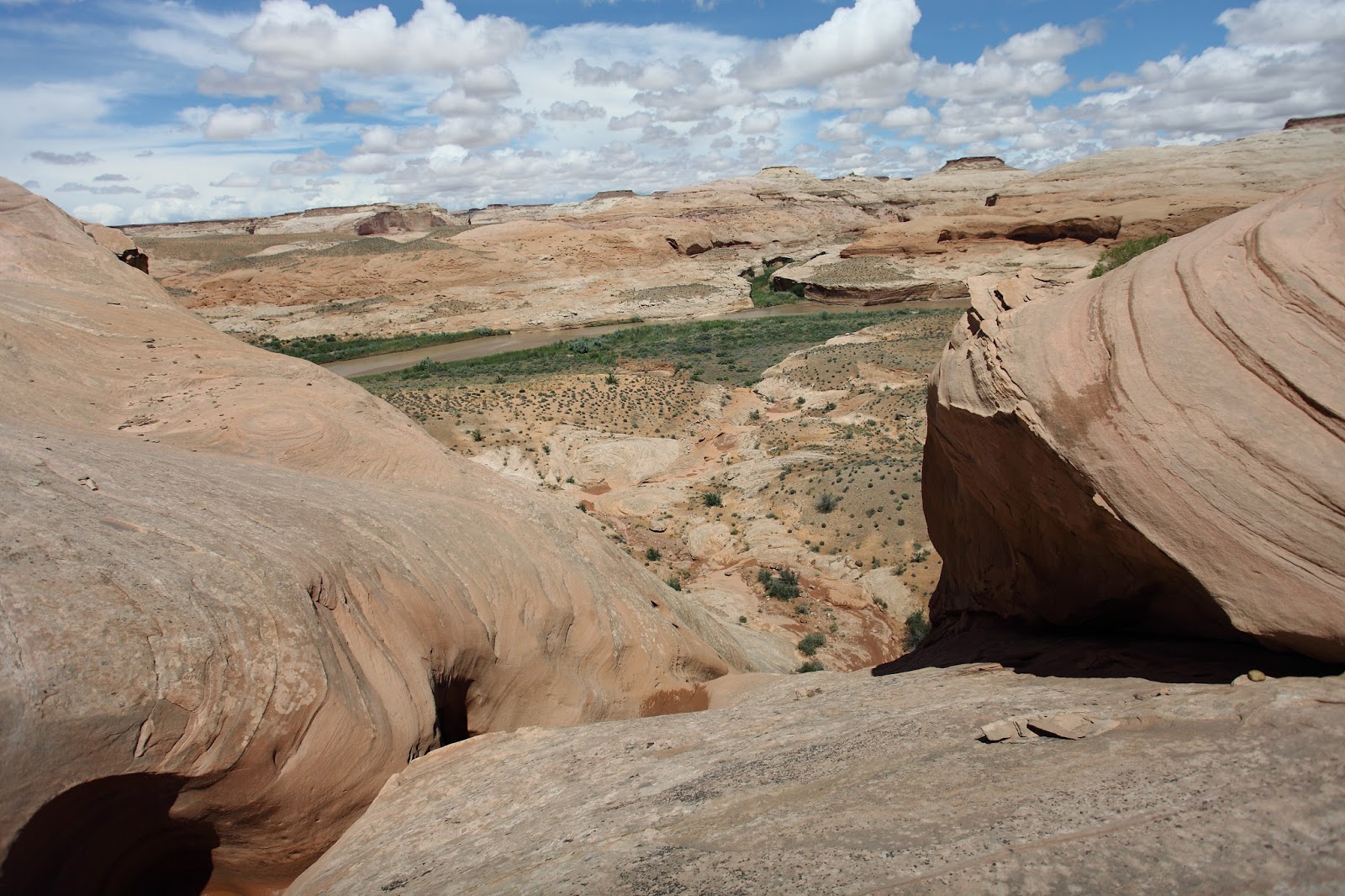 FALLEN ANGEL, LOST ANGEL, ANGEL COVE CANYONS. ROBBERS ROOST, UTAH ...
