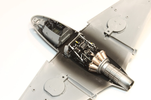 Istvan Michalko's scale models: De Havilland Vampire FB MK9 - Trumpeter ...