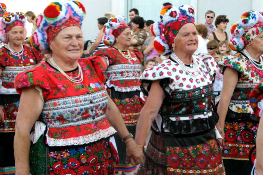 Bordadora Elisabel: Bordados húngaros