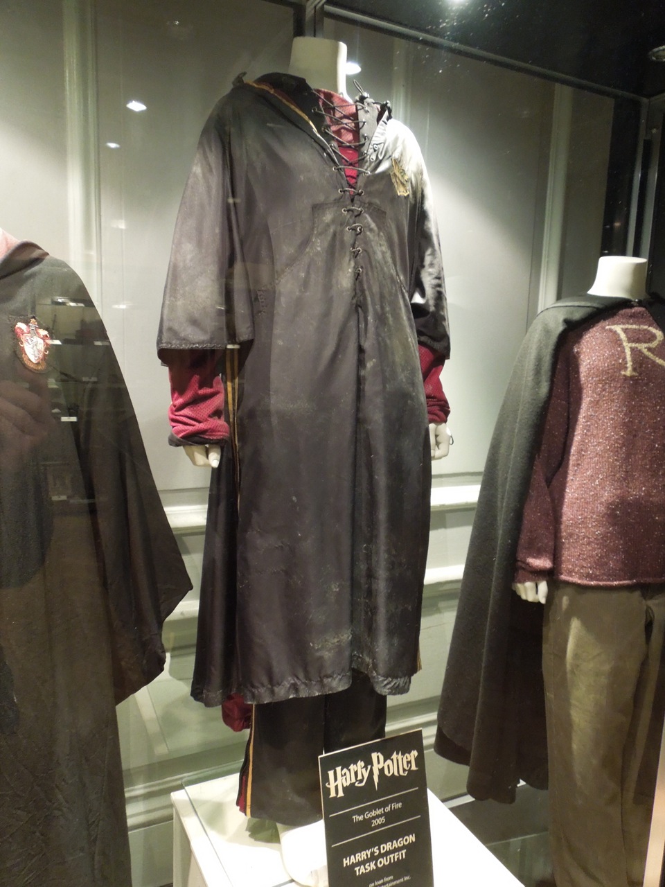 Hollywood Movie Costumes and Props: Harry Potter and Ron Weasley movie ...