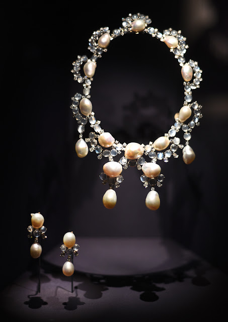 Stylecurated: SPECTACULAR : GEMS AND JEWELRY FROM THE MERRIWEATHER POST ...