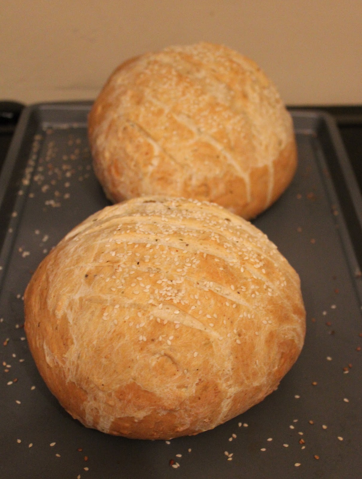 A Virtual Essence: Herb Bread Rounds