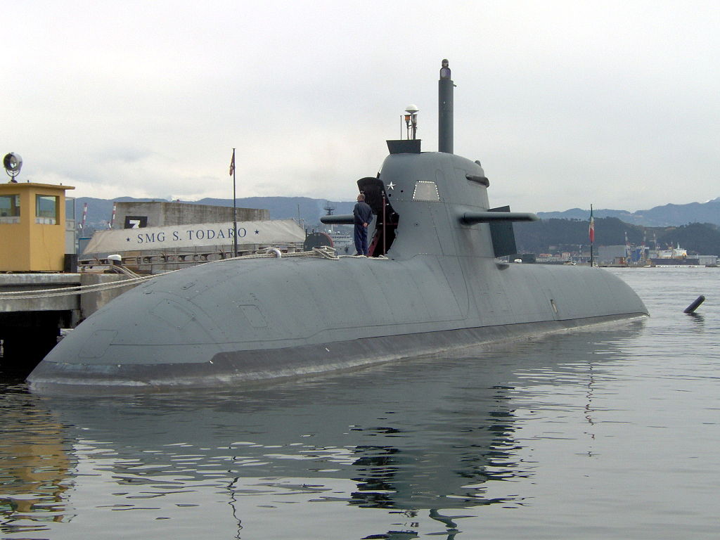SI VIS PACEM, PARA BELLUM: Submarine U212 class