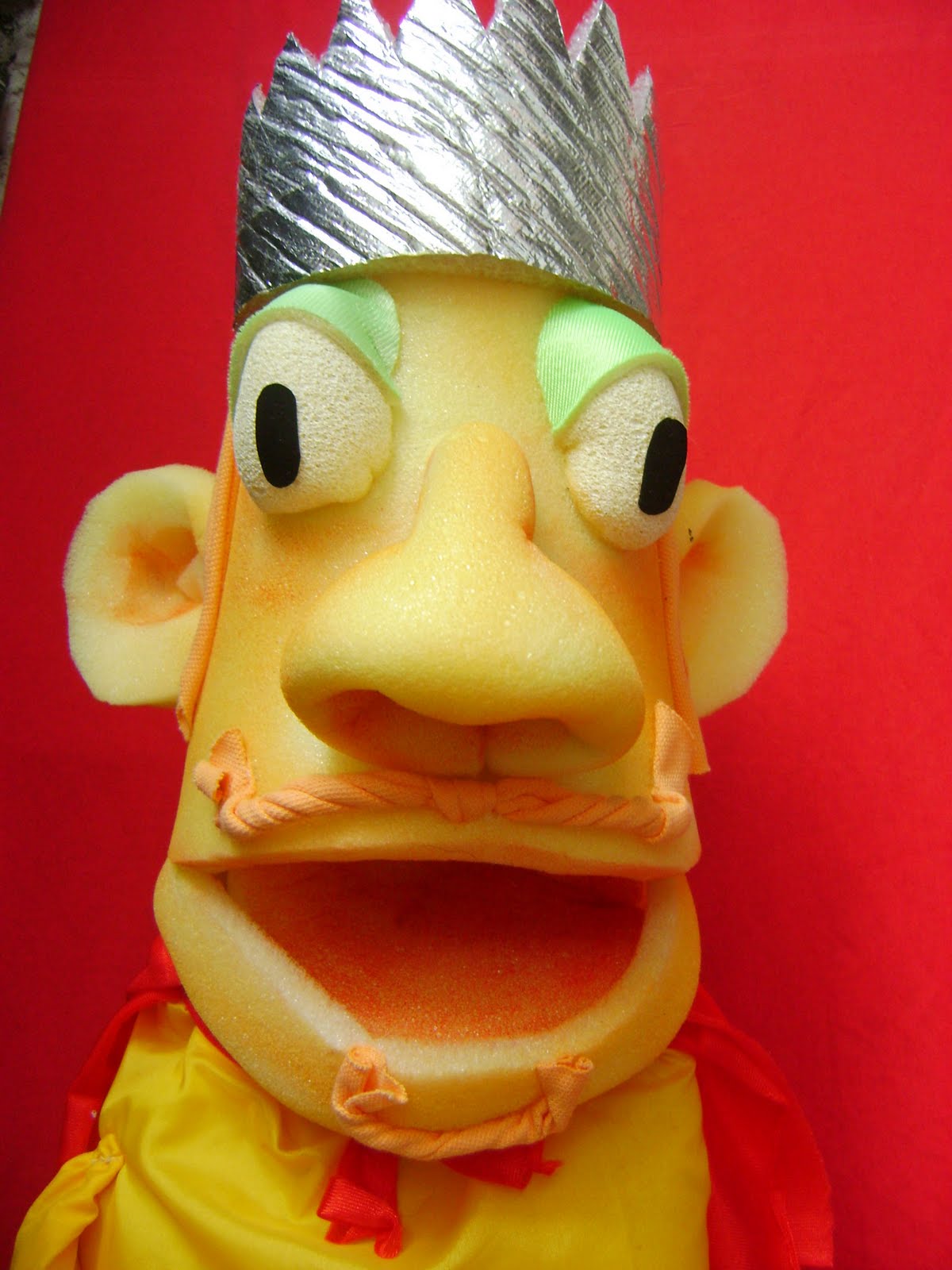 TATETITERES ...flor de títeres: REALIZACION DE TITERES Y ESCENOGRAFÍAS