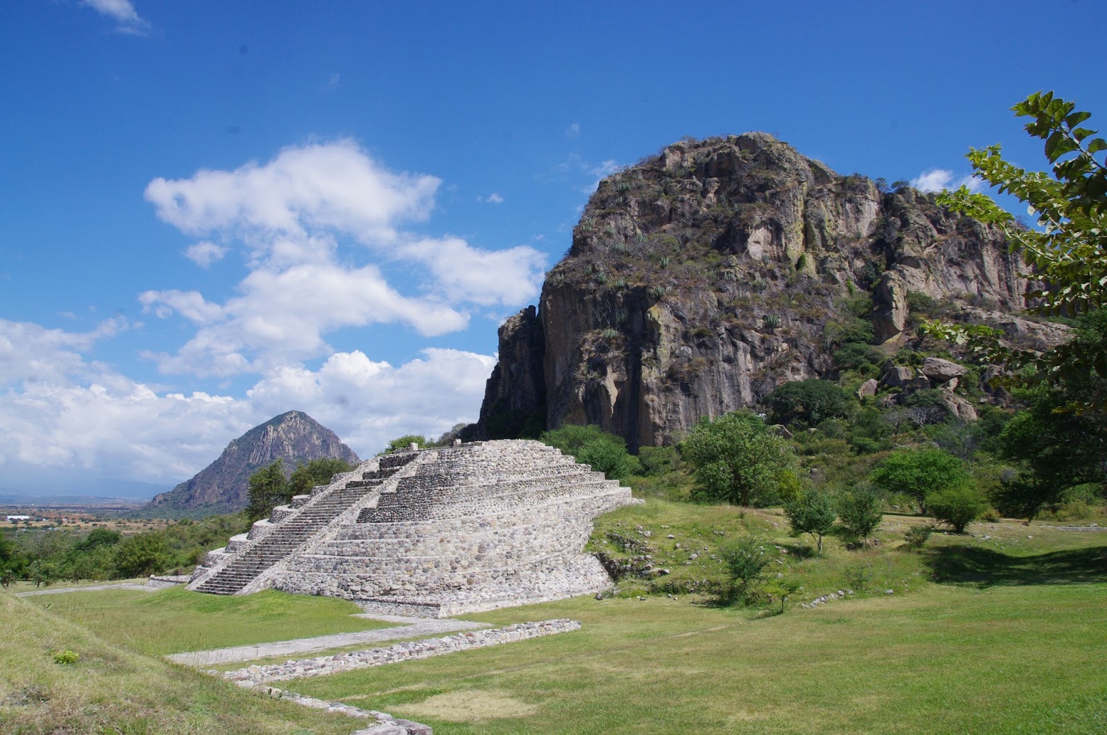 Uncharted Ruins: The location of the Mesoamerican "Hall of Records" at ...
