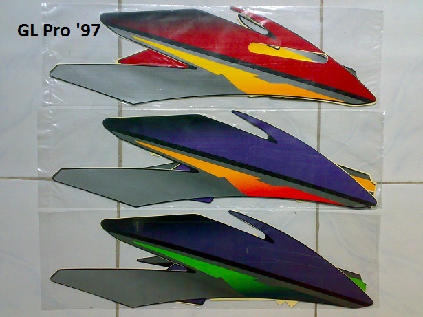 Stiker Striping Motor Lawas: GL Pro Max