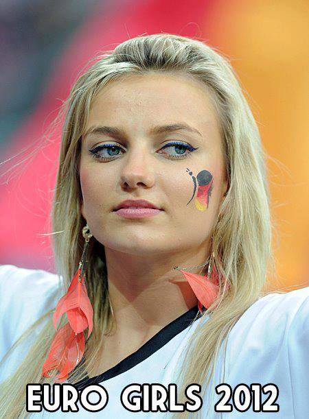 Live with life: HD photos of one BEAUTIFUL Girl Euro 2012