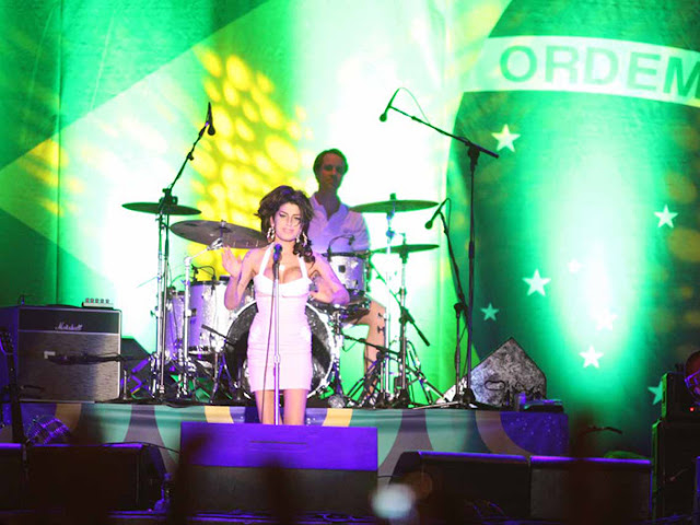 HIPERSESSÃO : Amy Winehouse no Brasil