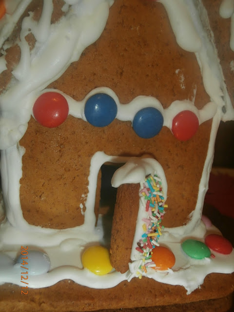 ΠΛΑΘΩ ΖΥΜΑΡΑΚΙΑ ΜΕ ΤΑ ΔΥΟ ΧΕΡΑΚΙΑ ..: GINGERBREAD ΜΠΙΣΚΟΤΑΚΙΑ ΚΑΙ ΤΟ ...