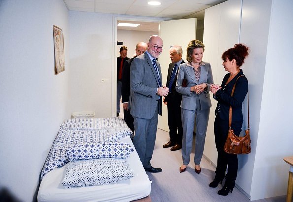 Queen Mathilde visited Poliopolis container village in Edegem