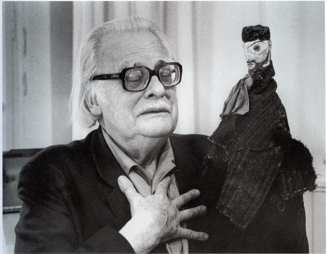 Skinner's Room: klee_doll//memnon 'pieta'///roger rabbit ///Hannah Hoch ...