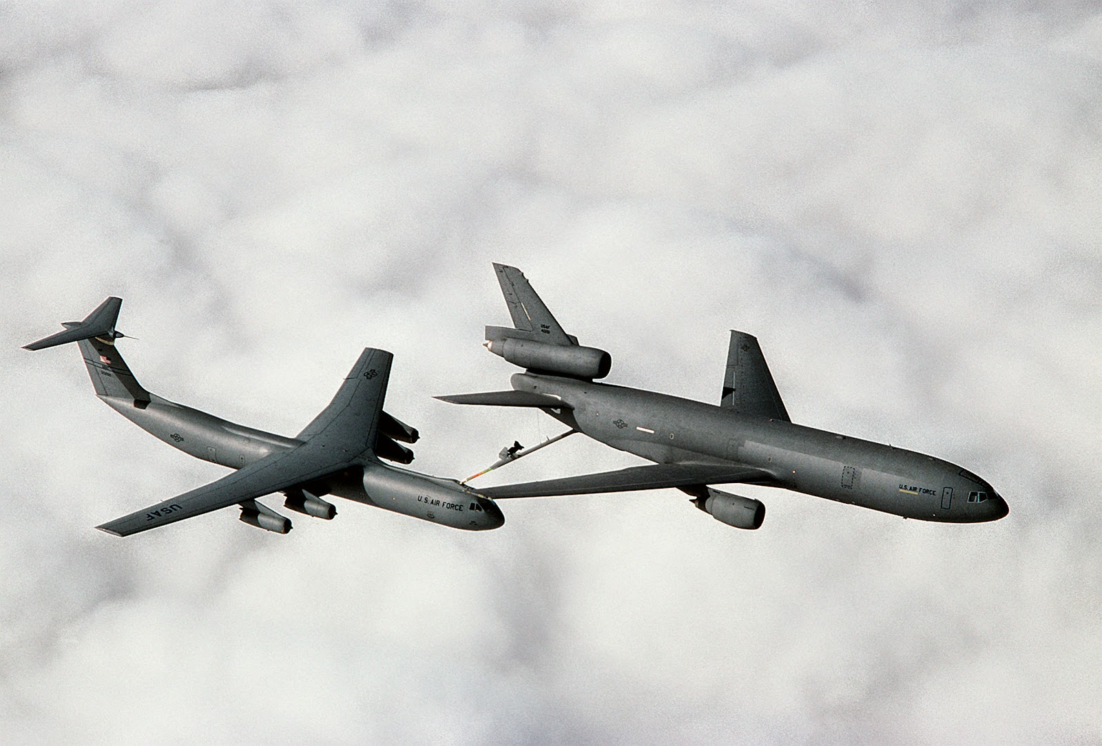 United States Air Force: KC-10 Extender