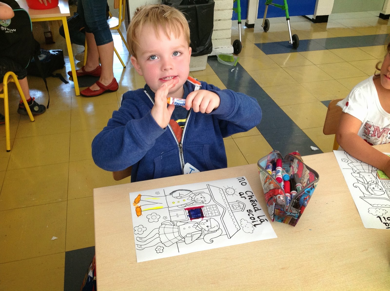 Scoil Neasáin - Naíonáin Bheaga: mo chéad lá ar scoil! N1 2014-15
