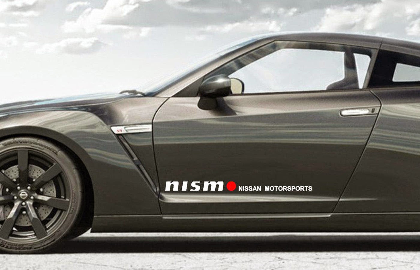 Sticker Nissan Nismo Motorsport - Teman Promosi Digital
