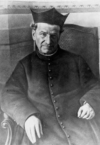 The Philippi Collection: The Spanish Bonete - Bonete Español de 4 Picos ...