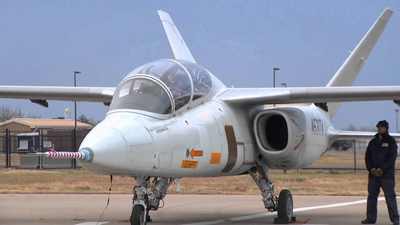 Des pilotes et des avions.: Scorpion Jet - Textron