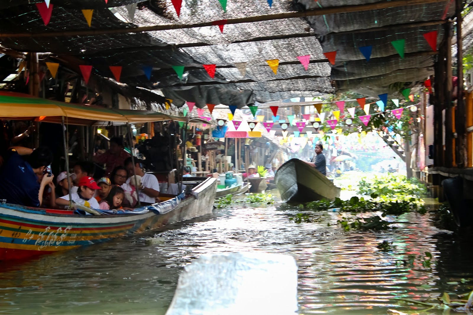 Thailand Floating Market Guide.: One day trip up to 5 Taling Chan ...