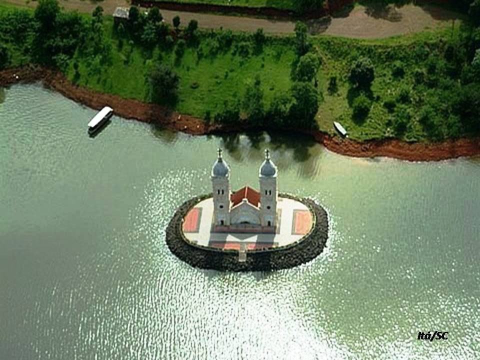 Estradas e caminhos: Lago de Itá