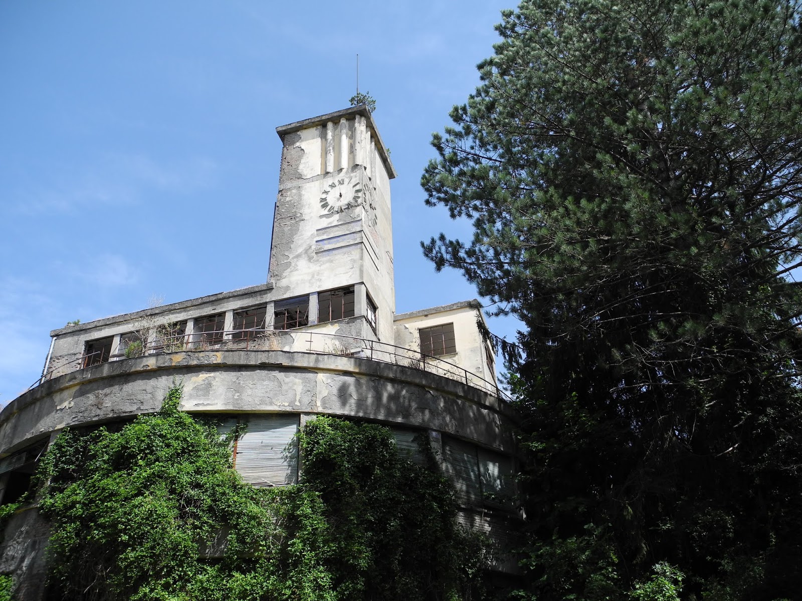 Apostata in viaggio: La Colonia di Rovegno - La strage dimenticata