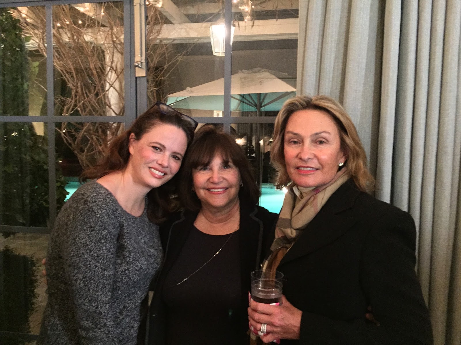 HOLLYWOOD SUE CAMERON: ALEXANDRA DWEK'S FRIENDS WITH CAUSES---THRIVE ...