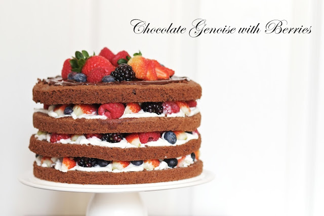 Yue's Handicrafts ~月の工作坊~: Chocolate Genoise with Berries
