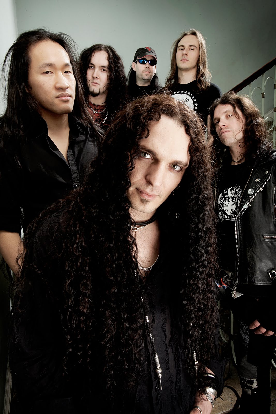 NOTICIAS DO MUNDO DO ROCK: Dragonforce: Anunciado o Novo Vocalista do Grupo
