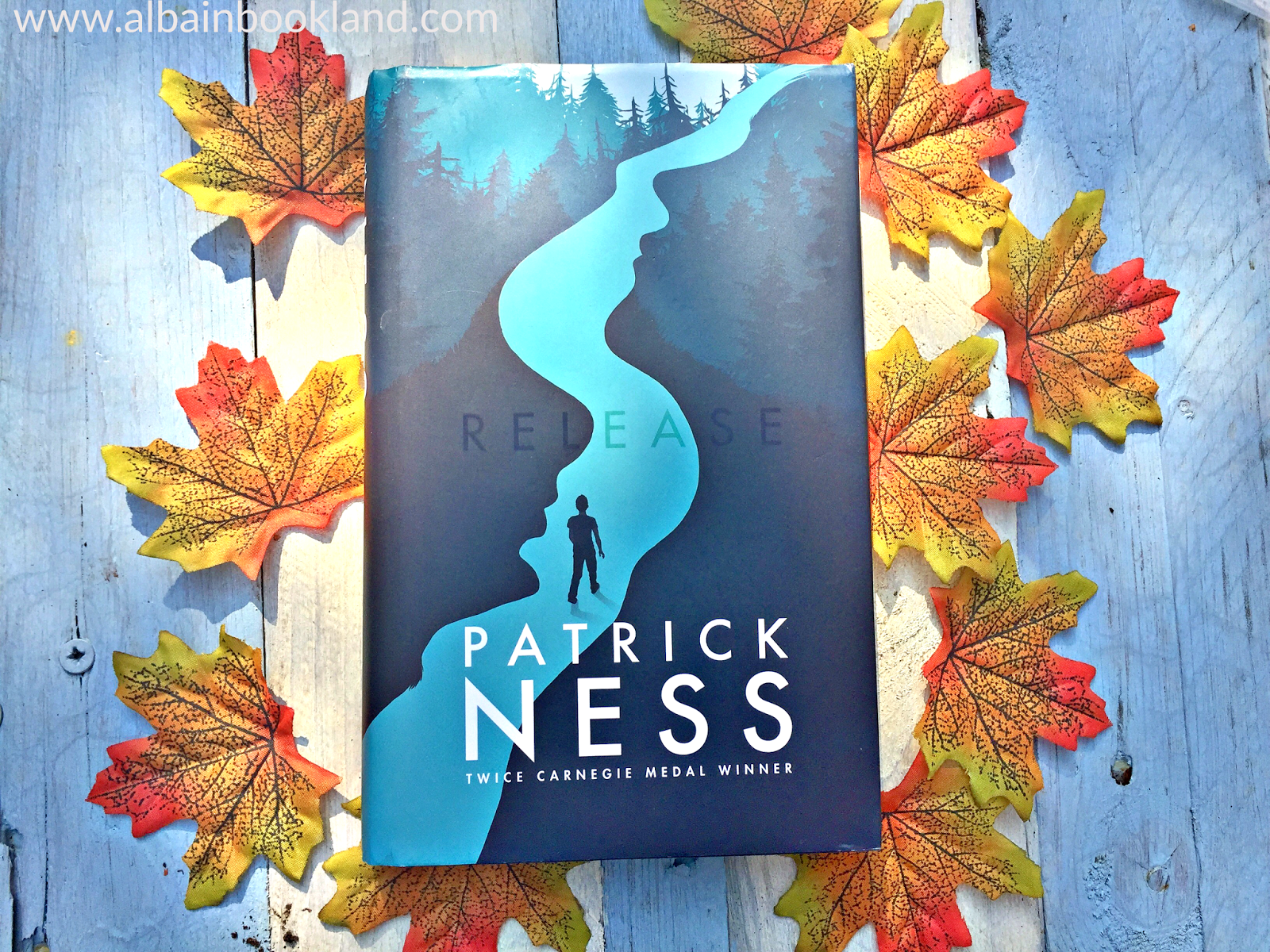 Book Review: Release by Patrick Ness - Alba in bookland