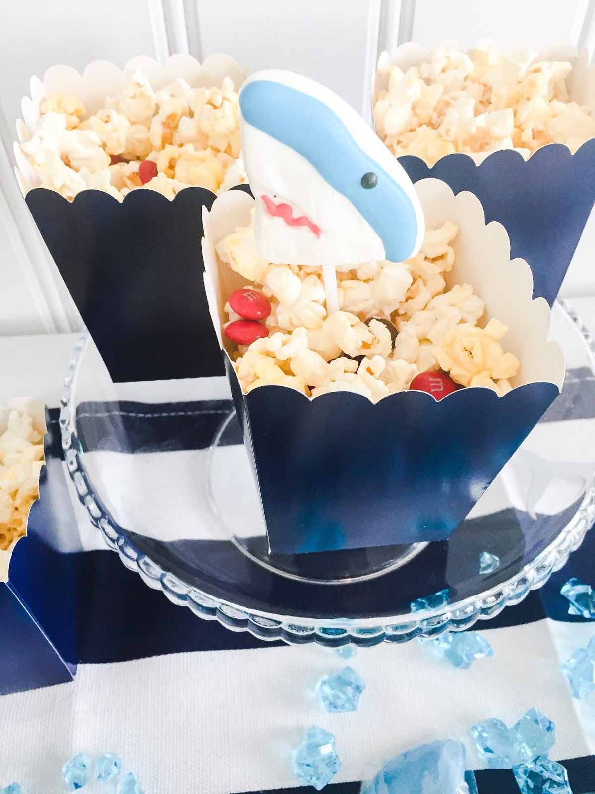 Magnolia Mamas : Shark Party