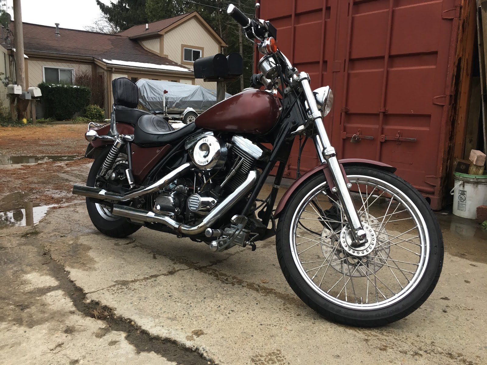 Boomers Bike Shop: Harley FXR?