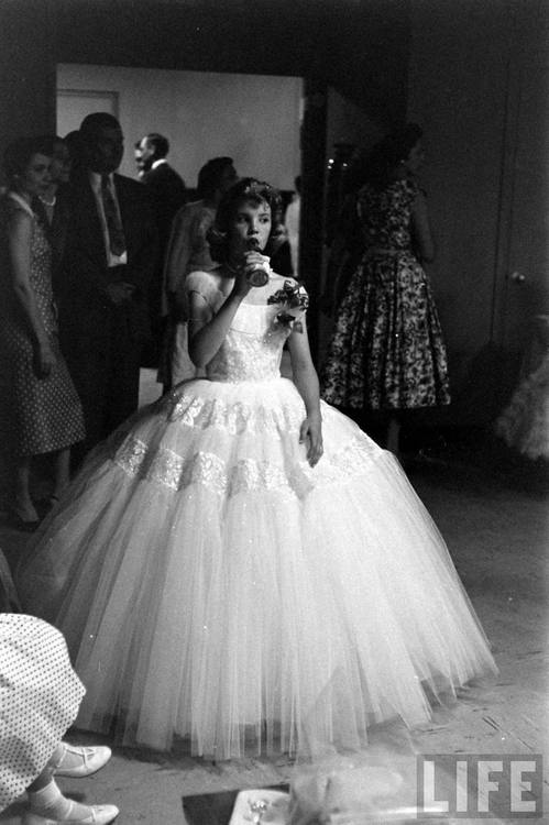 The Times New Roman: May Queen