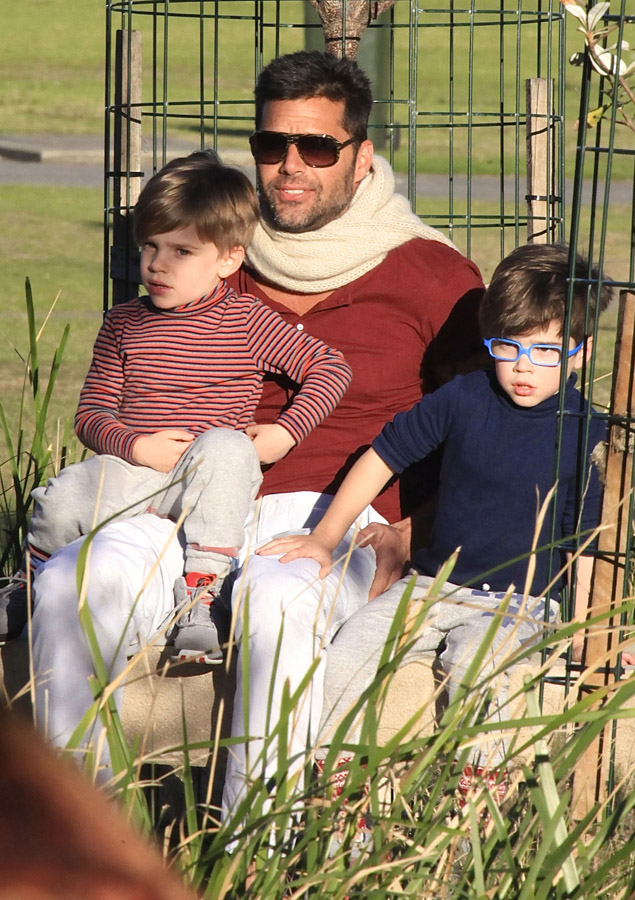 VJBrendan.com: Ricky Martin and His Twins Matteo and Valentino in ...