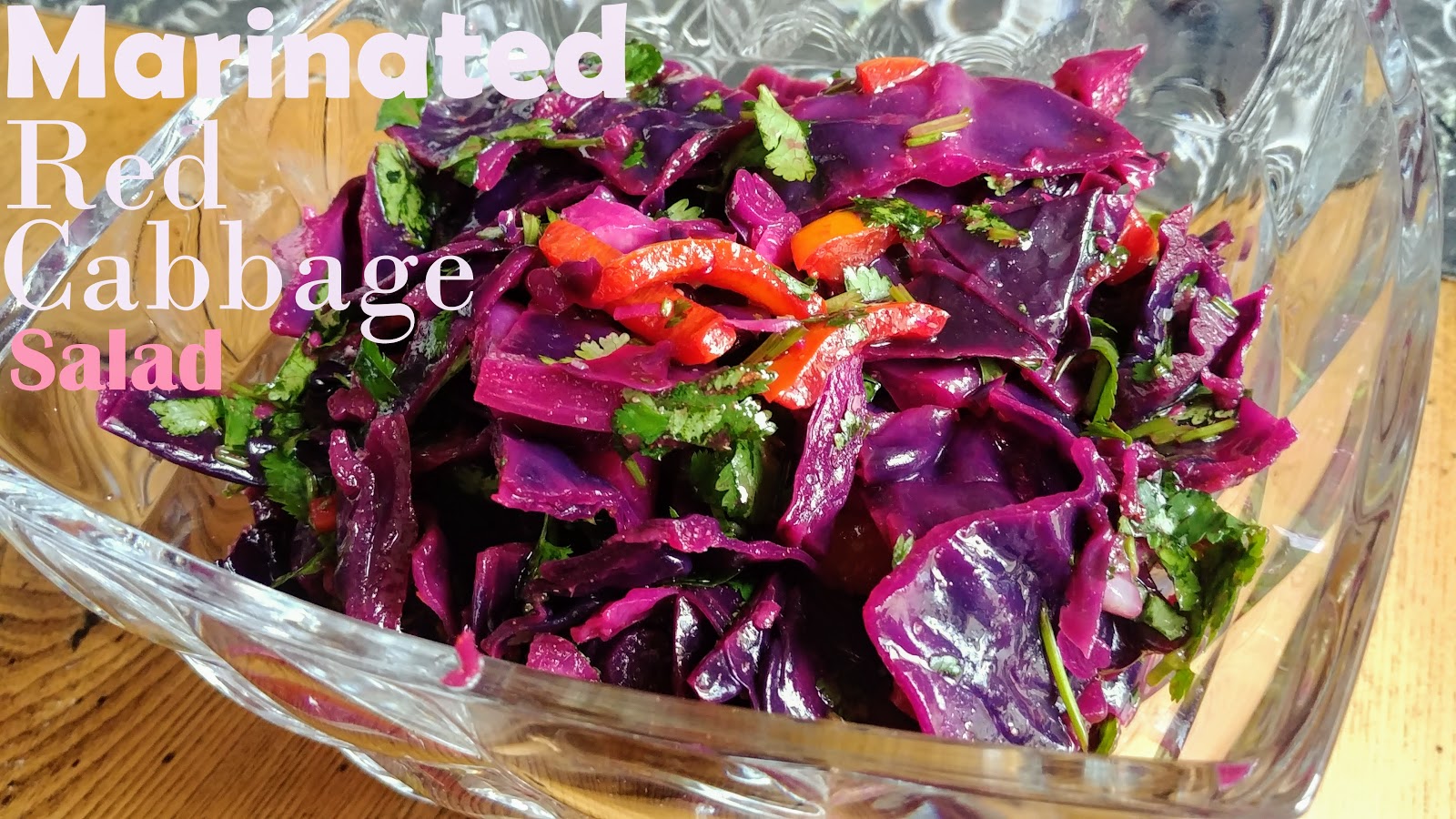 Effortnesslessly: Marinated Red Cabbage Salad