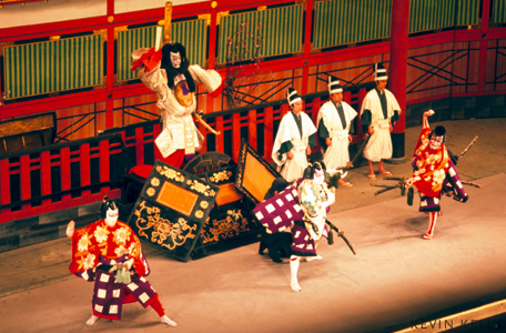 C Neeki: KABUKI: Traditional Theatrical Arts