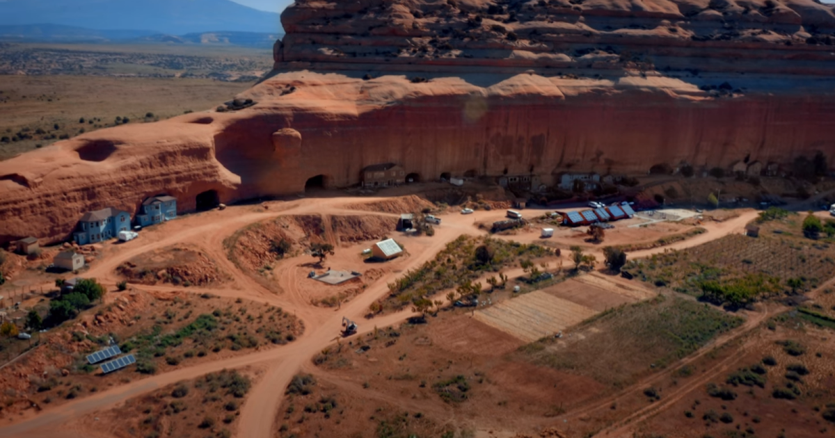 Conheça a isolada comunidade de Rockland Ranch, lá homens podem ter ...