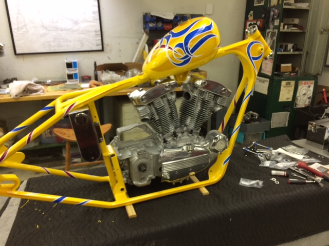 AEE Choppers: Kit Bike engine is in!