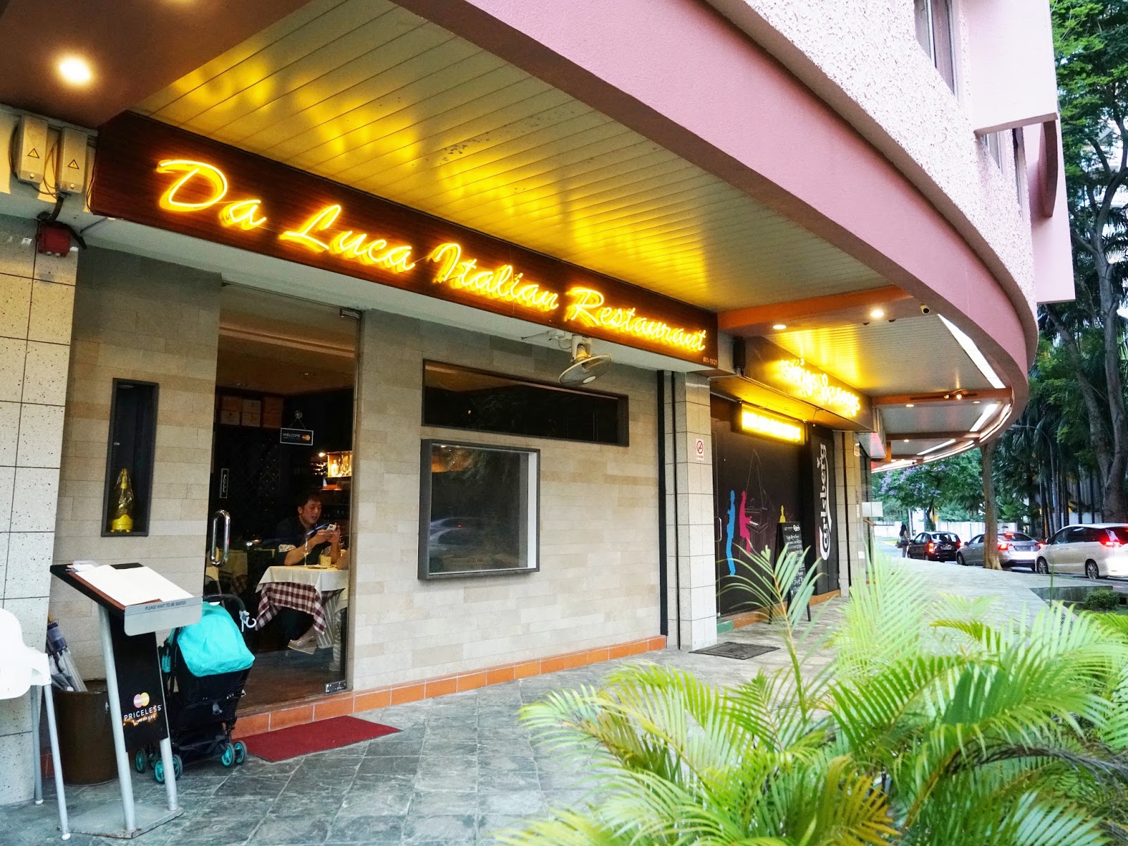 PinkyPiggu: Da Luca Italian Restaurant @ Goldhill Plaza, Novena ~ One ...