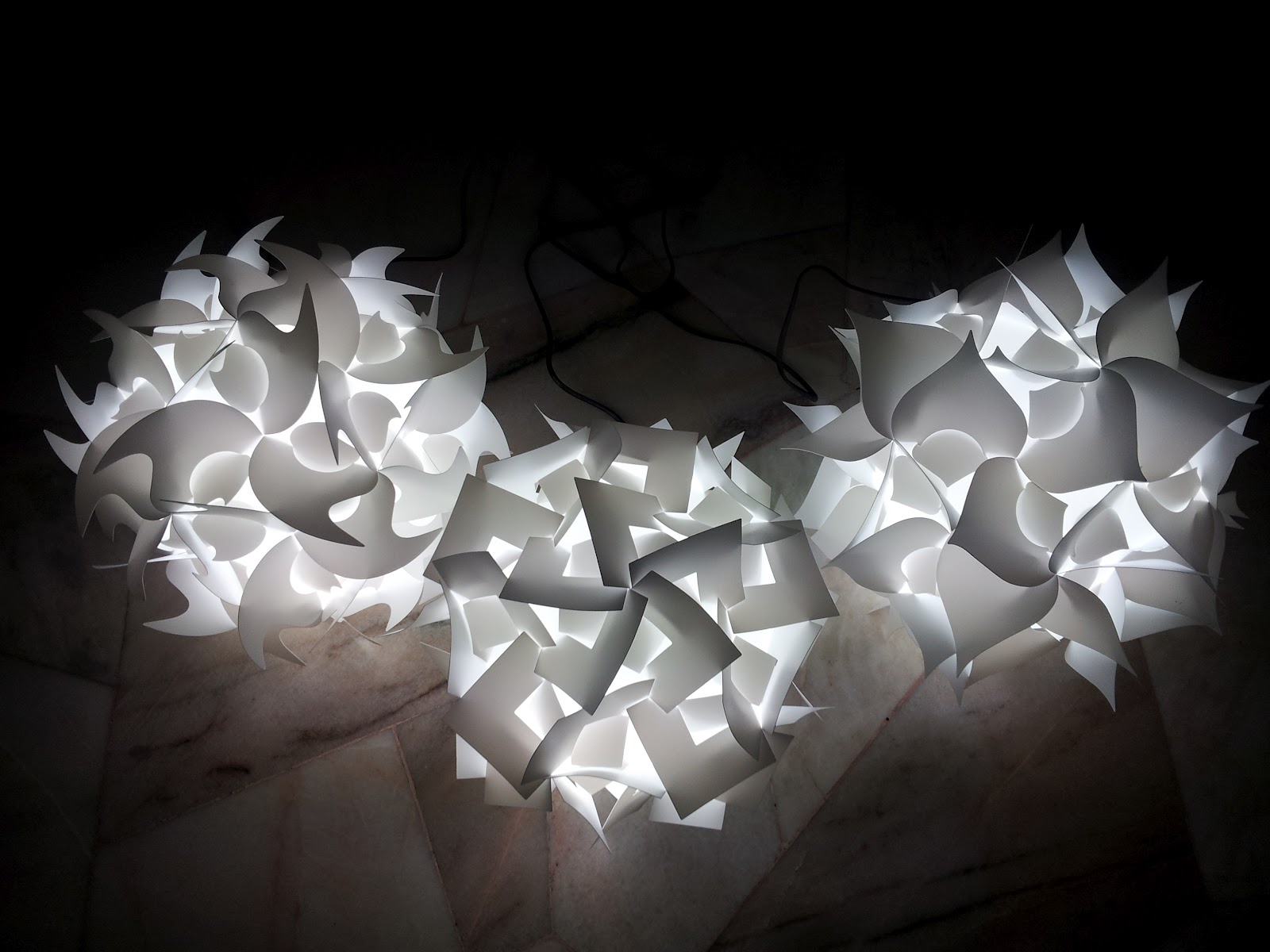 VLightDeco IQ Light Puzzle Pendant Jigsaw Lamp Styles: 09/09/12