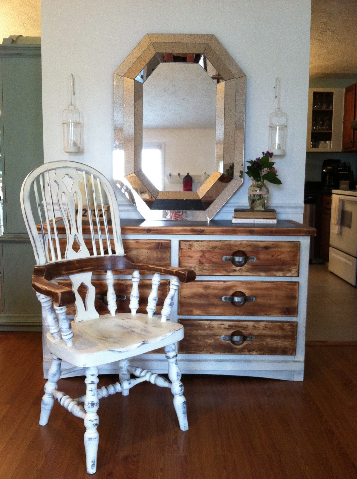 Chelsea's Garage: Chunky, rustic chair