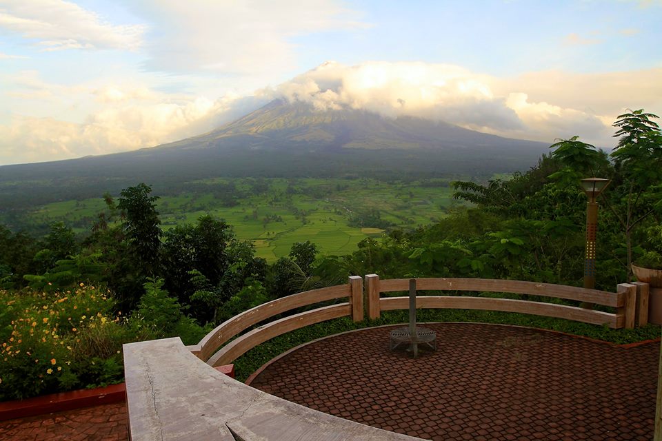 Paradise In The South: Legazpi City