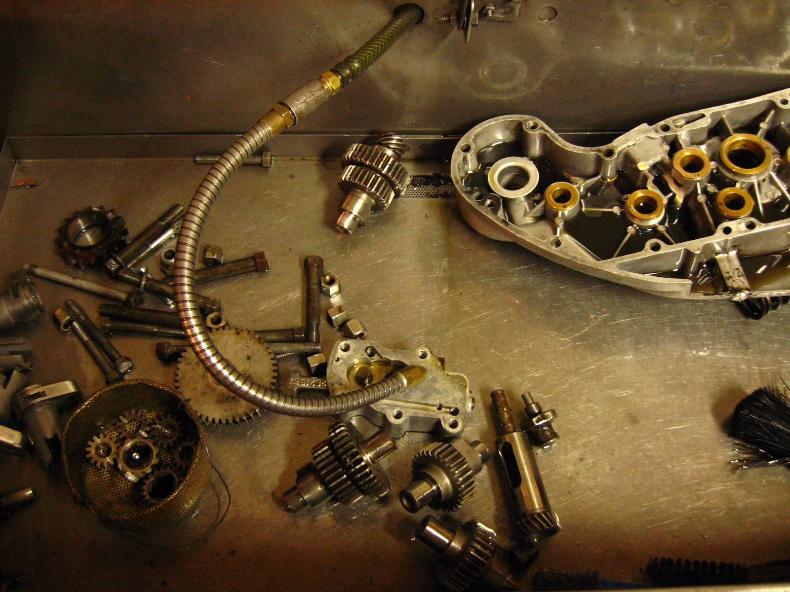 Noot: Genuine Junk Parts