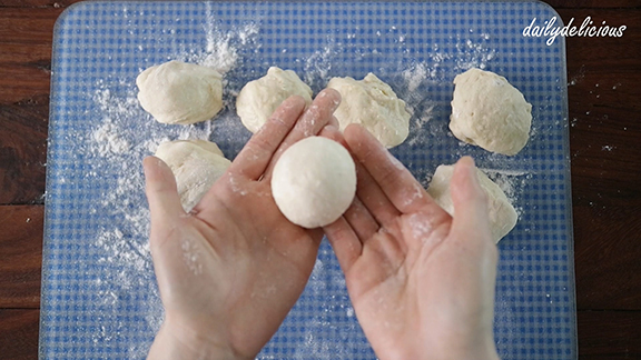 dailydelicious: Simple cream bread