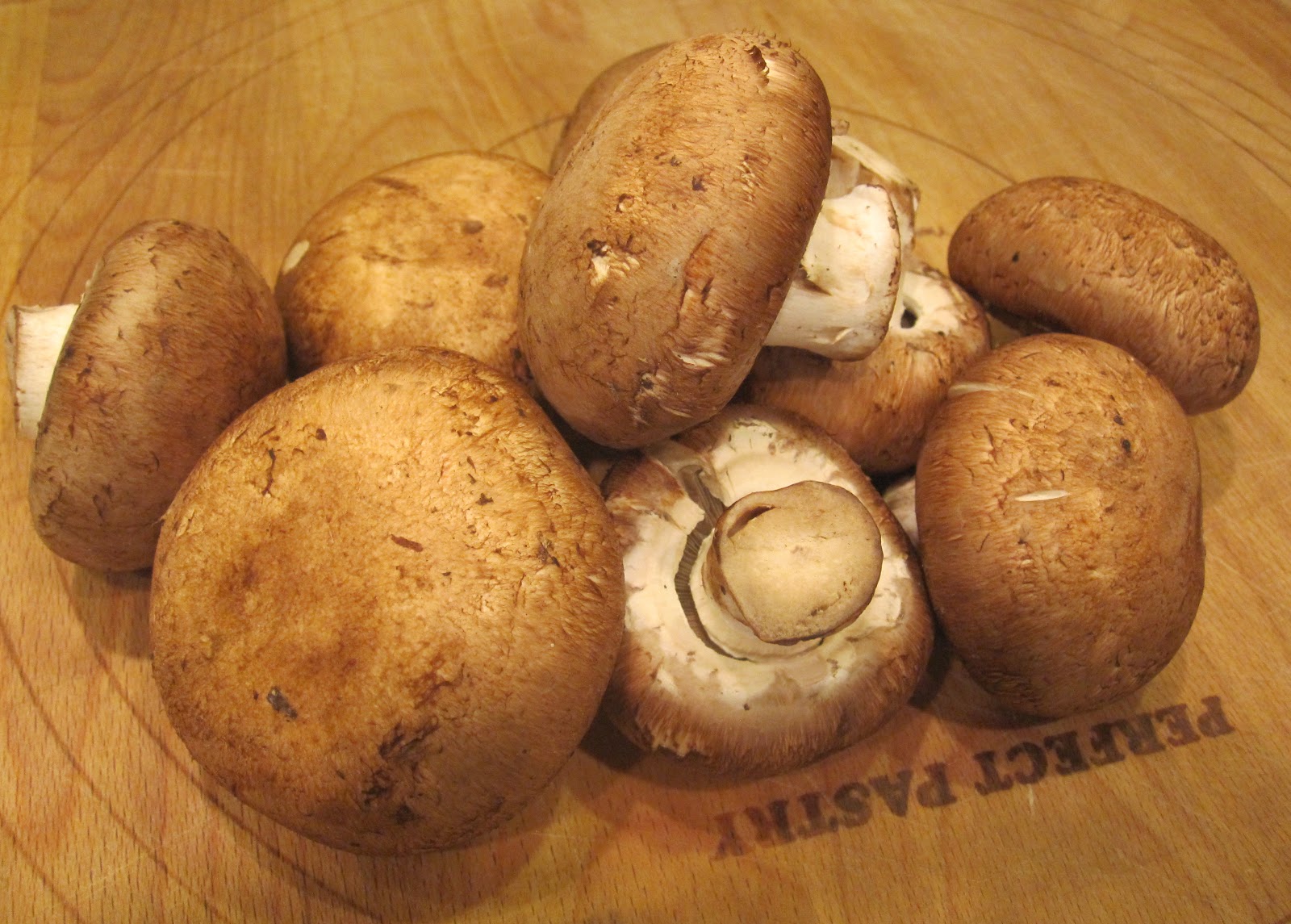 Filophile: Three Cheese Mushroom Triangles