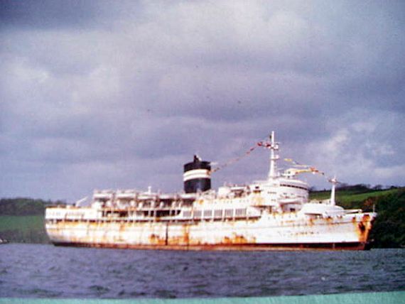 S.S. "UGANDA" of 1952, the "ship that refused to die"